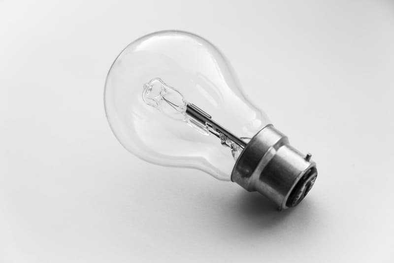 How to tell if a light bulb is energy efficient | EPCHome