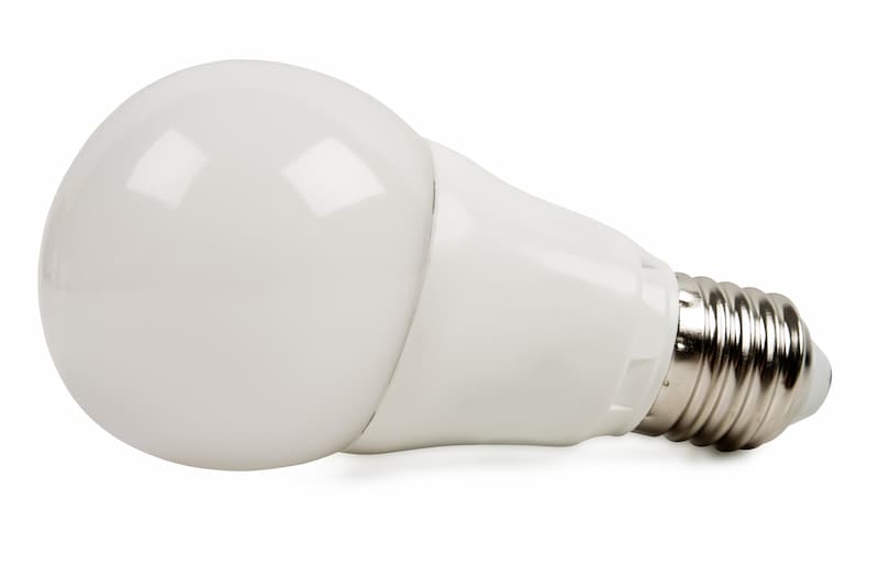 How to tell if a light bulb is energy efficient | EPCHome